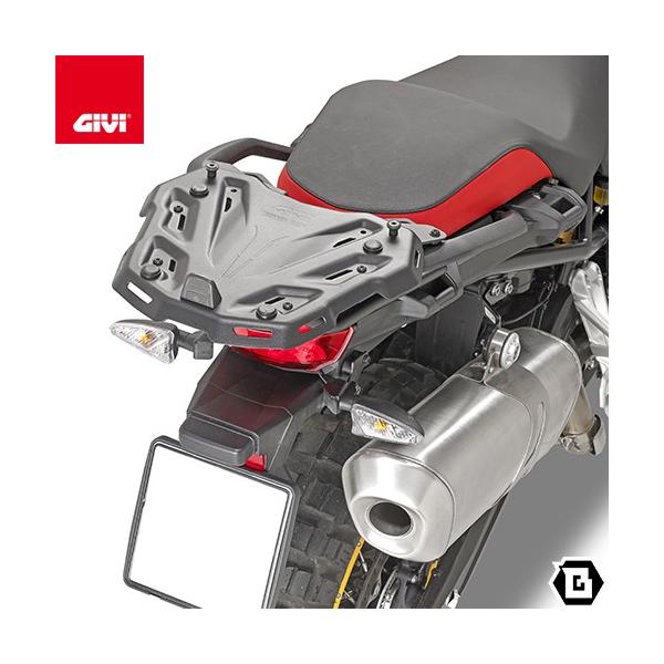 GIVI SR5129は、MONOKEYおよびMONOLOCKトップケースの両方に対応した車種専用リアラックです。用途や積載スタイルに応じて、2種類のトップケースシステムから選択可能。別途ベースプレートを組み合わせることで、幅広いケースに対...