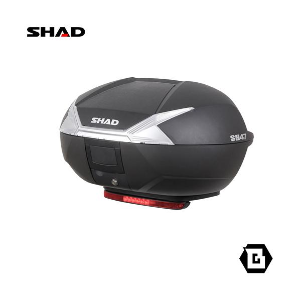 Case with capacity for two helmets. The SH45 is a robust top case, made with high-quality reinforced polypropylene. The ...
