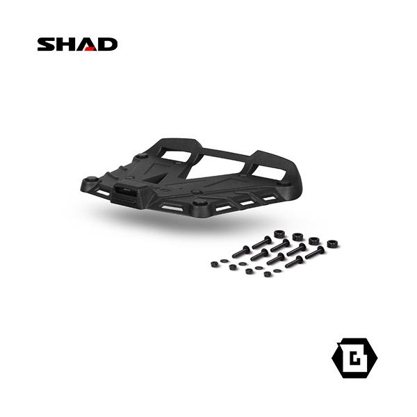 The SHAD Top Master fitting allows mounting a top case onto the motorcycle. It is a fitting specifically designed por ea...