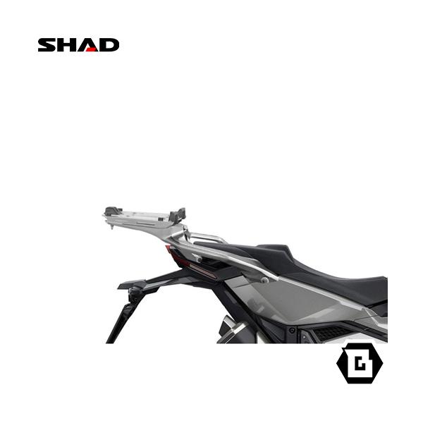 The SHAD Top Master fitting allows mounting a top case onto the motorcycle. It is a fitting specifically designed por ea...