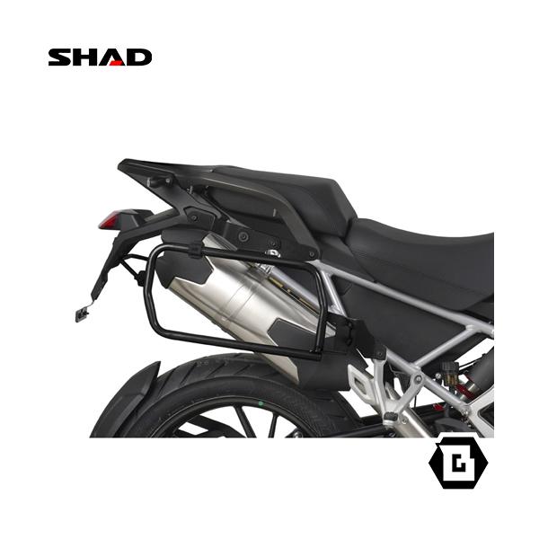 Designed and developed 100% in Barcelona to mount TERRA suitcases and panniers, it is also compatible with the SH35 and ...