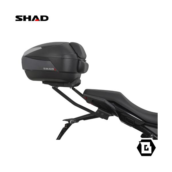 Fixings to mount a suitcase higher than the motorcycle.The SHAD Top Master fixing kit allows you to mount the top case t...