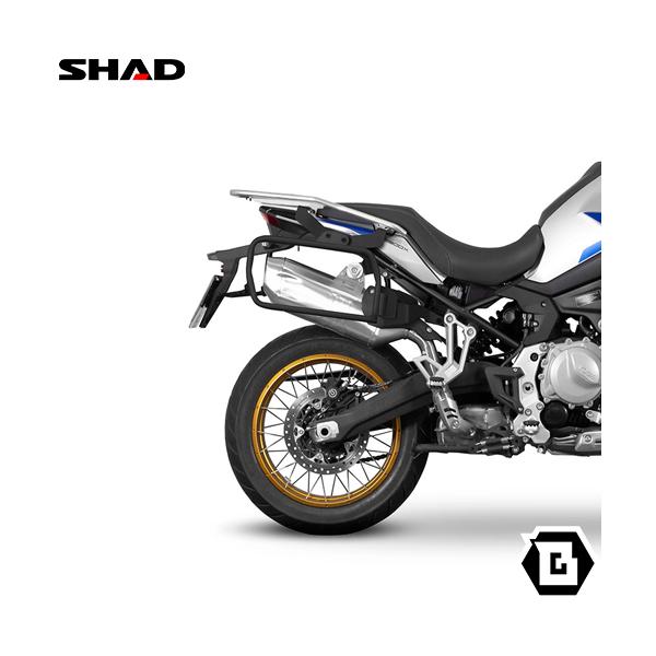 Designed and developed 100% in Barcelona to attach TERRA side cases, it is also compatible with SH35 and SH36 side cases...