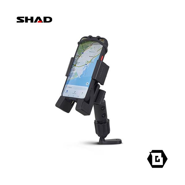 Adaptable handlebar support. For smartphones from 135x65mm up to 180x90mm.Smartphone holder valid for all motorcycles. I...