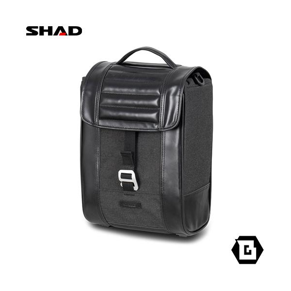 Saddle side bag. 10-liter capacity side bag with an IPX5 waterproof inner lining, effective against heavy rains. Dimensi...