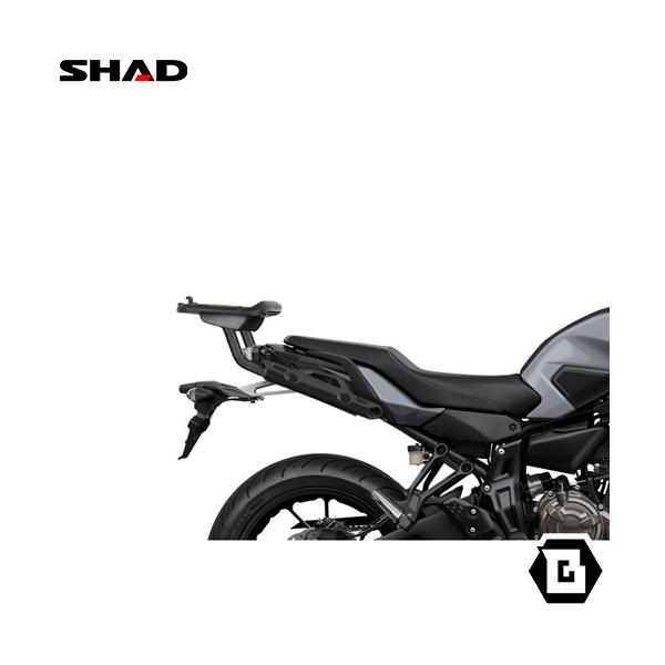 The SHAD Top Master fitting allows mounting a top case onto the motorcycle. It is a fitting specifically designed por ea...