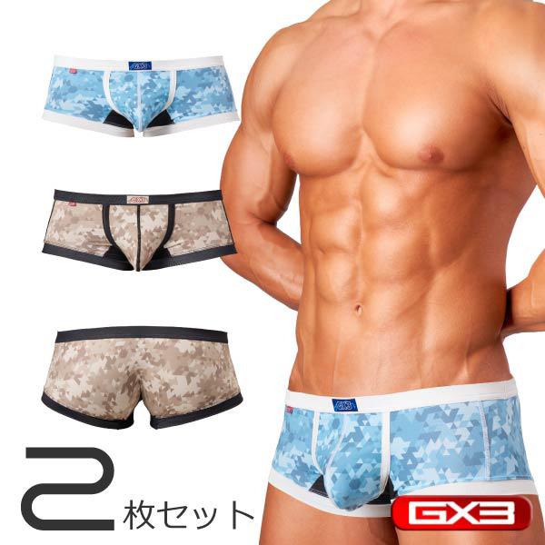 幾何学的な山岳アートデザインを散りばめた、全面カモフラージュ柄＆程よいローライズ感のボクサー。生地にゴムを巻いた約2cm幅のウエストベルトが、腰回りをスッキリと魅せる。「山」をイメージした織りネームが、デザインのワンポイント。立体裁断のフロ...