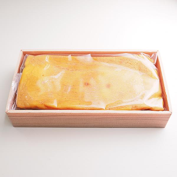 【内容(量)】卵黄焼きかまぼこ1枚【原材料(産地)】鶏卵、魚肉、麦芽糖、砂糖、みりん、えび、でん粉、酒粕、食塩、椎茸だし、魚醤、昆布だし、魚介エキス、一部に卵・えびを含む【賞味期限】冷蔵保存で5日