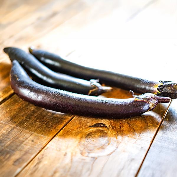 【内容(量)】大長なす3個【原材料(産地)】熊本他【賞味期限】冷蔵保存で3日