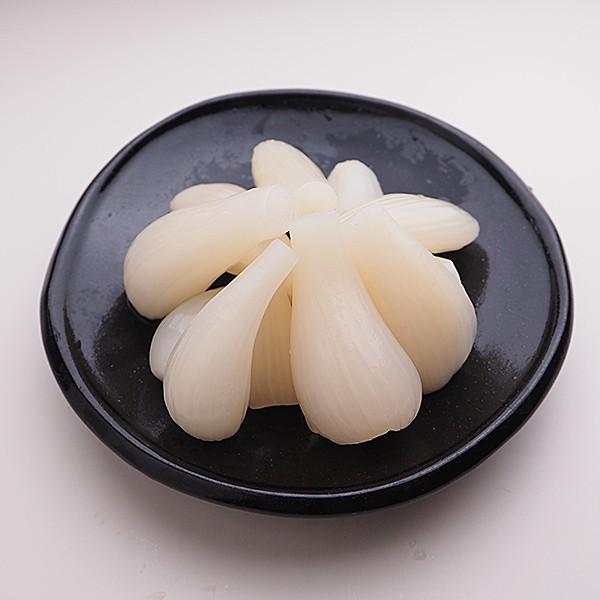 【内容(量)】らっきょう酢漬け 500g【原材料(産地)】らっきょう（国産）、漬け原材料（食塩、醸造酢、酒精、調味料[アミノ酸等]、酸味料、酸化防止剤[ビタミンC]、保存料[ソルビン酸K]）【賞味期限】冷蔵保存で30日