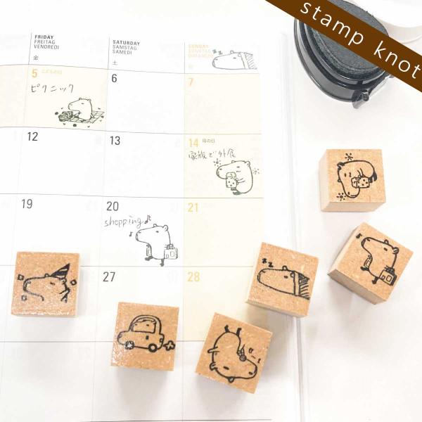 Creator ももたに カピバラ スタンプは、ももたにさんとのコラボ商品で、オリジナルの手帳作りにぴったりな可愛いスタンプです。手帳やノート、付箋など、使い方は自由自在。マンスリーやウィークリー、バーチカルやデイリーなど、いろんなスタイル...