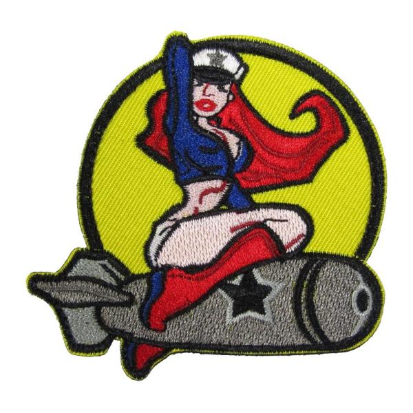 ◇素材:ポリエステル◇サイズ：縦8cm 横8cm◇生産国：中国◇裏面マジックテープでベルクロ部分に脱着できます。◇商品名：ベルクロワッペン ミリタリー ISAF B52 AIR PINUP GIRL