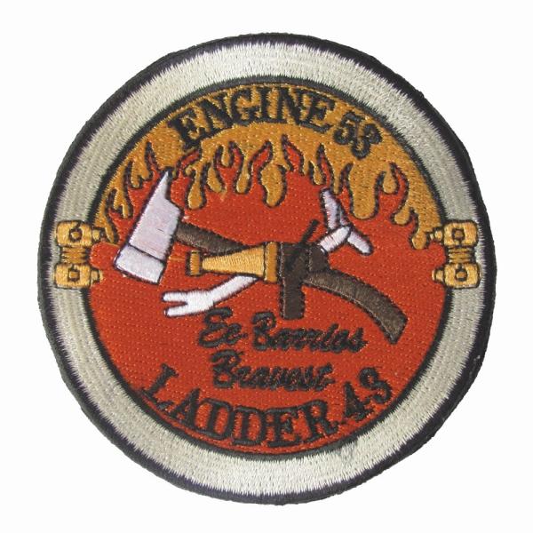 米海軍特殊部隊 ネイビーシールズ がアフガニスタンで展開されたレッドウィング作戦に参加したマイケル・マーフィ大尉が使用したニューヨーク市消防局E53/L43分署のマークレプリカパッチ。◇素材:ポリエステル◇サイズ：縦8cm 横8cm◇生産国...