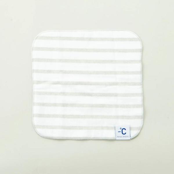 MINUS DEGREEは冷たく感じるタオルです。 今治産の肉厚のガーゼ生地を使ってボーダー柄をプリントしました。ガーゼ生地のきめ細かさにこだわって、ボリュームのある厚い生地を使用しています。肌に優しい触り心地をお楽しみください。ハンカチサ...