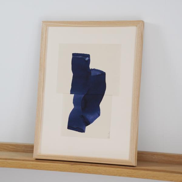 大正時代より歴史のある、額縁製作所、瀬尾製額所によるSEO FRAMEによる ウッドフレーム。クリヤーは塗装仕上げで、スタンダードな木製フレームの風合いがあります。※フレーム内のポスターは参考写真です。ポスターは付属しませんので、予めご了承...