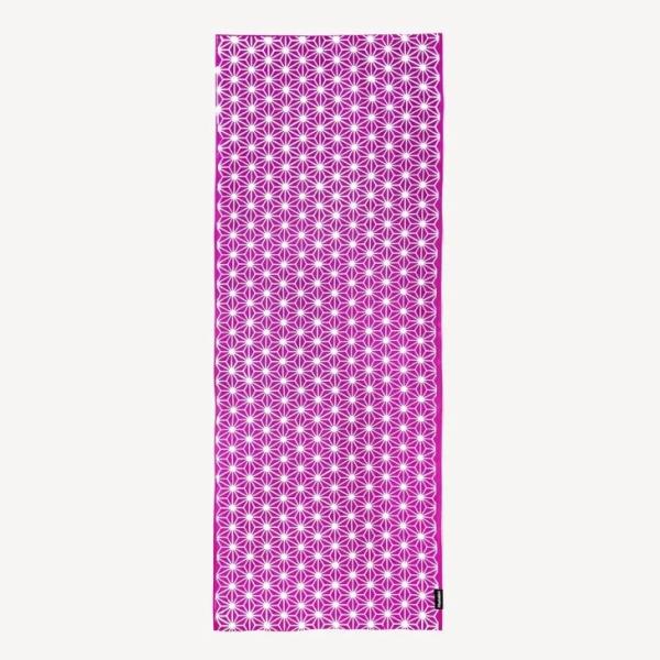 フィンランドで50年過ごした石本藤雄が、その海外生活でも愛用してきた「てぬぐい」。暮らしの身近なファブリック「てぬぐい」を石本がデザインした、2024年春の新作です。今回の新作は、注染の「あさのは」「よーいドン」、捺染の「蕾」の3種。「Mu...