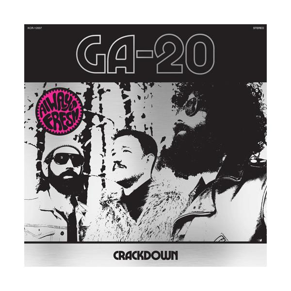 ギタリストのマット・スタッブス、ギタリスト兼ボーカリストのパット・フェイハーティ、ドラマーのティム・カーマンからなるUS/ボストン拠点のエネルギッシュなエレクトリック・ブルース・トリオ、GA-20による3rdアルバム。伝統的なブルースやロッ...