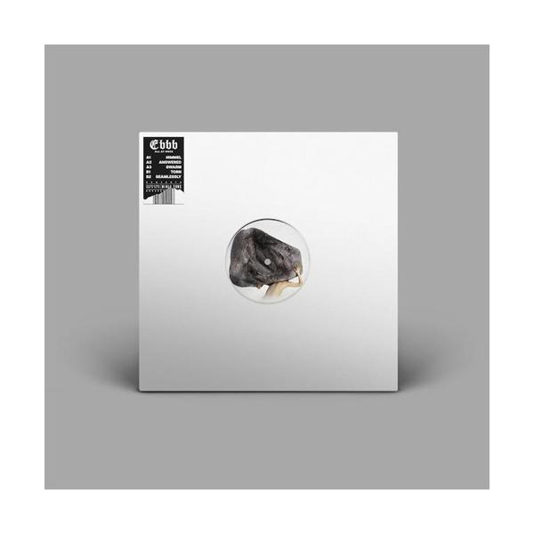 ザ・スマイルのサポートアクトに大抜擢！！ロンドンで一際異才を放つ革命児トリオEbbbが〈Ninja Tune〉と契約を果たし放つデビューEPが数量限定12インチでリリース！TRACKLISTA1. HimmelA2. AnsweredA3....