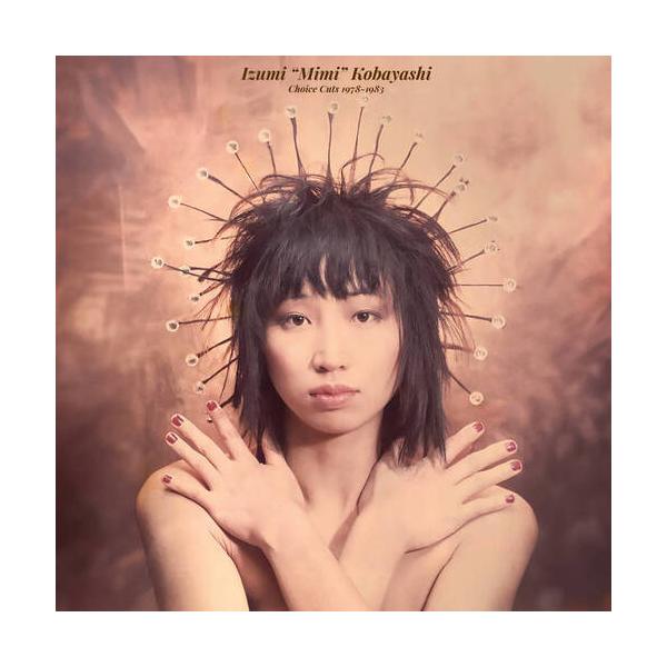 英国在住日本人の伝説的作曲家・ピアニスト、小林”ミミ”泉美が1970年代後半から1980年代前半に残したラテン・ジャズ・ファンクと実験的エレクトロ・ブギーを収録したキャリア初のコンピレーション！TRACKLISTA1. Mas Que Na...