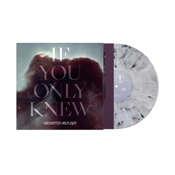 重厚なドゥームと繊細な美が交錯するポートランドのサイケロック・バンドが、新たなサウンドの地平を切り拓く新作EPをリリース。TRACKLISTA1. Wandering LostA2. Torn RecklessB1. Fate Is For...