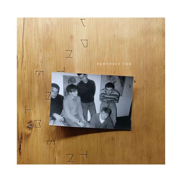 インディー・ポップ〜ネオアコ好きの間でも人気のUK/グラスゴーのRemember Fun。デモやライヴを含むレア音源をまとめた編集盤がFirestation Recordsよりリリース！こちらはレコードです。TRACKLISTA1. Col...