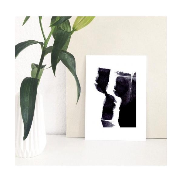 lace &amp; stripesはドイツ・ハレ在住のアーティスト、Anna Mainzによるデザイン・ブランド。モノクロームや濃紺、パステルカラーを基調としたアブストラクトなデザインは北欧のアーティストにも通じる透明感があります。A4サ...