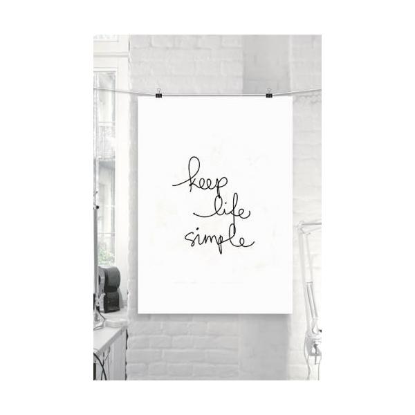 言葉にインスピレーションを受けアートを作成するThe Motivated Typeのタイポグラフィが入荷。大切に選ばれた言葉たちは、潜在的に私たちを笑顔にし後押ししてくれます。ヴィンテージ影響下のレトロデザインで描かれた「Keep Life...