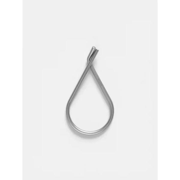 MOEBEはデンマーク・コペンハーゲンを拠点に、家具職人のAnders Thams、建築家のNichlas OldroydとMartin D. Christensenの3人によって設立されたプロダクト・デザイン集団。 生活必需品に焦点をあて...