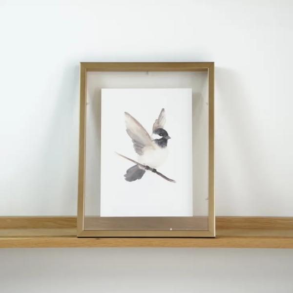 ポーランドの女性グラフィック・デザイナー、Joanna Szmerdtによるブランド。美しいシンプルなプロダクトやミニマリズムを愛する彼女のライフワークとして、墨絵アーティストである夫を師とし、美しい水彩画で花々や生物を描いたコレクションを...