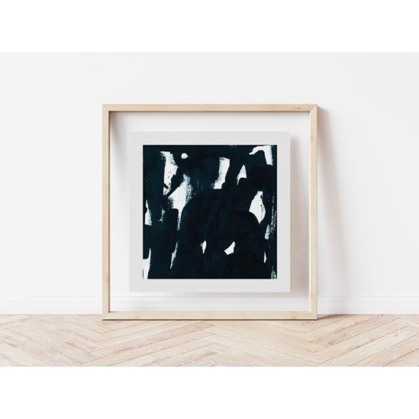 Tania Sloth は、絵画、ドローイング、デジタル コラージュ、写真などのマルチメディアを扱うビジュアル アーティスト兼グラフィック デザイナーです。彼女は自分のアートワークを再利用して、手作り感のあるデジタル版やプリントを作成します...