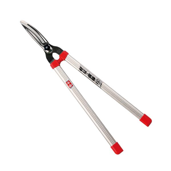 軽くて使いやすい刈込ハサミ。植木の剪定に実力を発揮します。刈込鋏　強力型　軽量角型パイプ柄　園芸刃物で定評のある千吉ブランド商品。大阪堺の有名刃物メーカー”アルスコーポレーション株式会社”が製造を担当し、千吉とコラボした日本製刈込ばさみです...