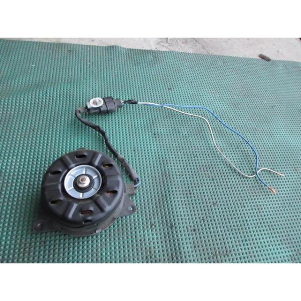 **** 商品説明を必ずご確認ください ****部品管理番号：000244014967650部品名：電動ファン部品区分：リサイクル品管理品番：236513車名：ウェイク車両タイプ名：ケイワゴン通称型式：LA700SGBGZ認定型式：DBA-...