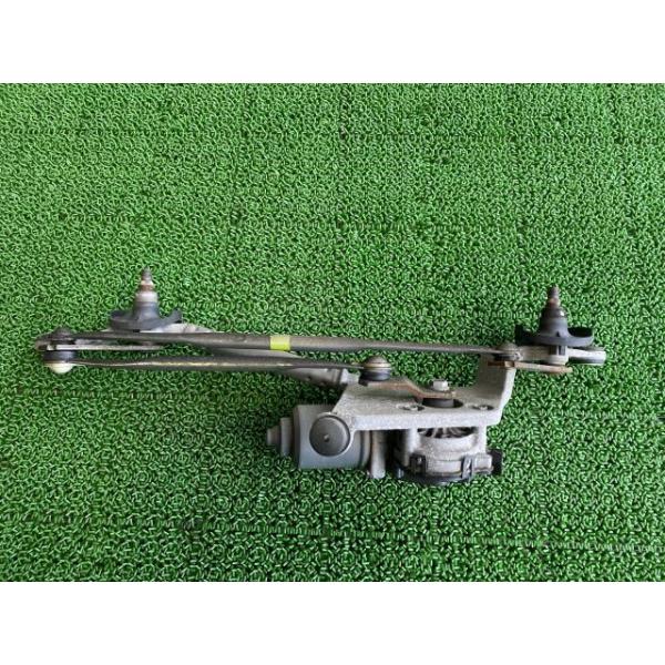 **** 商品説明を必ずご確認ください ****部品管理番号：000255011761600部品名：Fワイパーモーター部品区分：リサイクル品管理品番：246335車名：アクア車両タイプ名：5ドアハッチバック通称型式：NHP10AHXEB認定...
