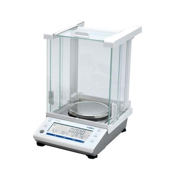 ひょう量：220g　最小表示：0.001g校正分銅が内蔵されているので、スパン調整も簡単液晶表示部は、暗い現場でもはっきり読み取れるバックライト付きRS-232C出力、USB出力を標準装備安心信頼の日本製