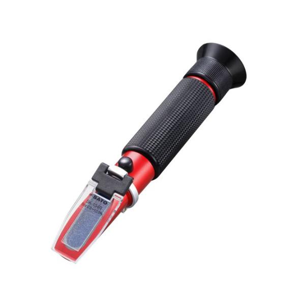 佐藤計量器のSK-104R　No.0184-00は、測定範囲Brix0.0〜10.0％、最小目盛0.1％の手持屈折計です。10〜30℃間は自動温度補正付で、温度を気にせず測定が可能です。主に低濃度用のだし汁、トマト果汁、スープの濃度測定に向...