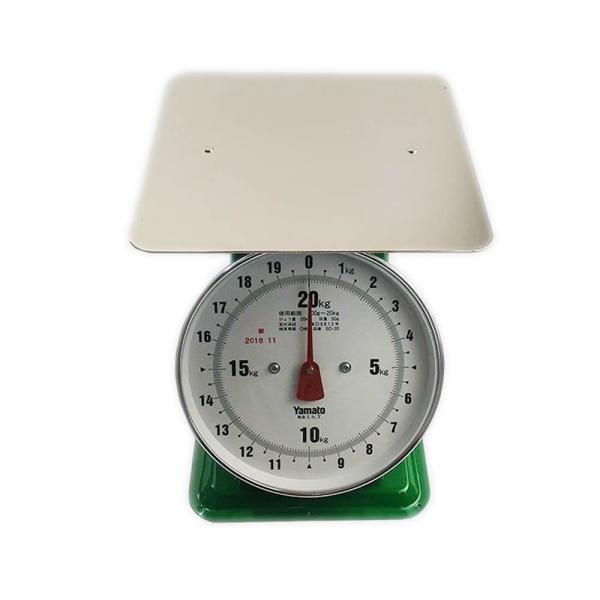 アナログ式では一番スタンダードな検定付き20kg上皿ハカリです防水業界では21kg前の樹脂の計測が多いため、役立つこと間違いなしですカバーは汚れを落としやすいガラス製です。販売単位：1個