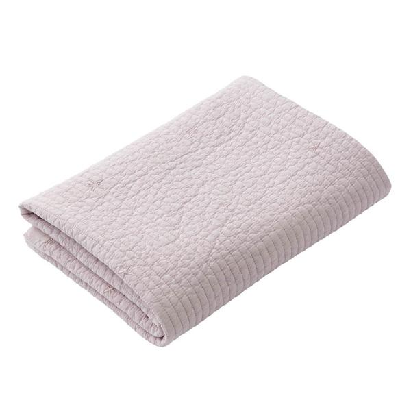 イブルはキルティングの一種。プレイマット・お昼寝ケット・ラグ・ソファカバーなど多用途に家族みんなで使えます。夏はさらっとベタつかず、冬は空気を含んで暖かく、オールシーズン活躍します。Mサイズはベビーベッドに敷いたり、肌掛けにもちょうど良いサ...