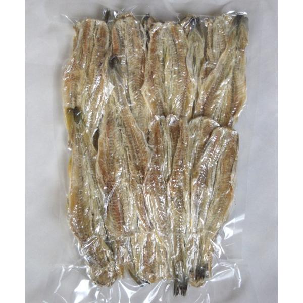 ■北海道産の氷下魚（こまい）を開いてロールをかけて、食べやすい形に加工しました。■厳しい北海道の冬の間に獲れる氷下魚は干して乾燥させると、独特の風味や、香り、美味しさを味わうことができます。■そのまま身をむしってお召し上がり頂けます。干し氷...