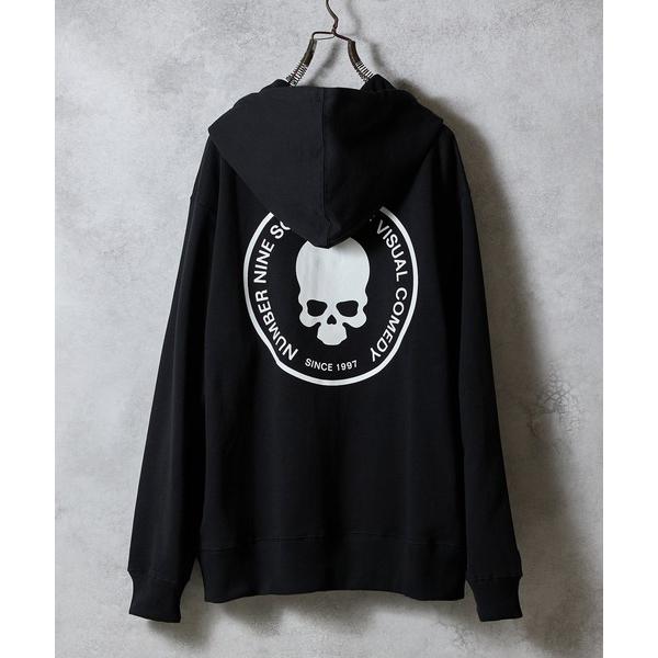 【商品概要】 商品名：SCHOOL OF VISUAL COMEDY PRINTED FULL ZIP SWEAT HOODIE / スカルモチーフ ワンポイントロゴ ＆ バックプリント スウェット ジップパーカー ブランド / メーカー：...