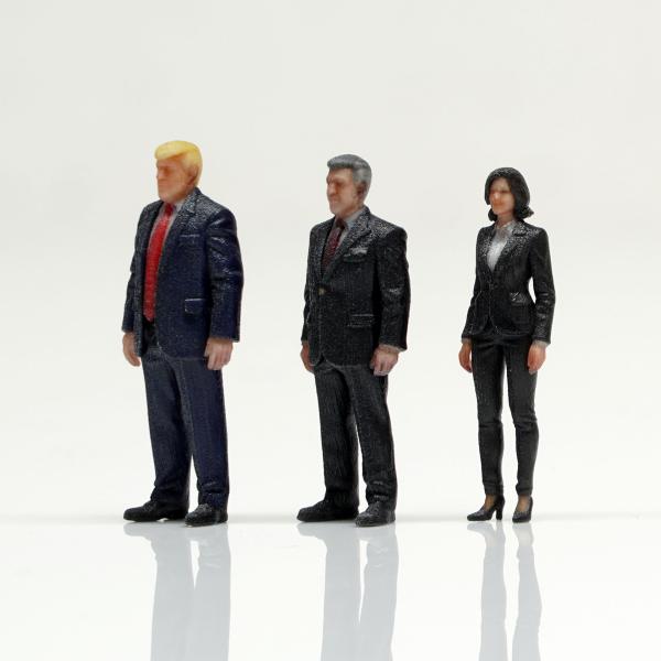 箱庭技研オリジナルフィギュアセットです。同じスケールモデルと合わせてリアルなジオラマシーンを再現することができます。彩色済みのため、すぐに飾ることができ、手軽に楽しんでいただけます。アクリル台座付属しておりますので、お好みで取り付けてくださ...