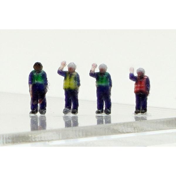 箱庭技研オリジナルフィギュアセットです。1/400スケールモデルと合わせてリアルなジオラマシーンを再現することができます。精密な彩色が施されております。彩色済みのためすぐに飾ることができ、手軽に楽しんでいただけます。※航空機、フィギュア以外...