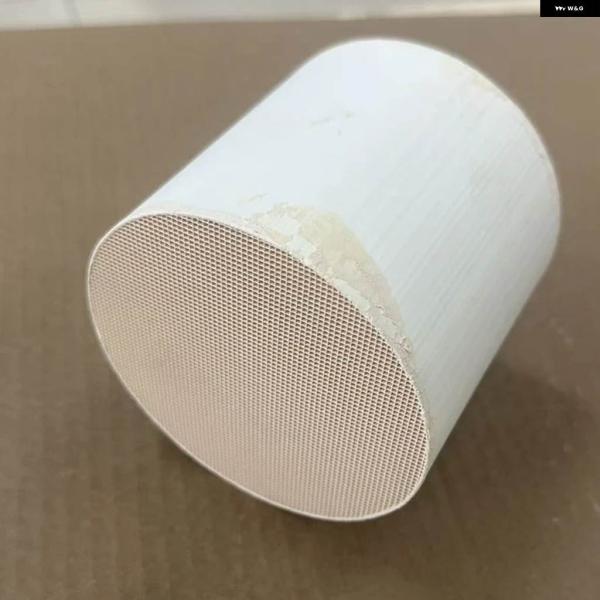 80X80MM EURO 5 セラミックコア触媒コンバーター ガソリン エンジン 排気 システム 高性能排出ガス触媒 カスタム パーツ アクセサリーHigh-concerned chemical:NoneMaterial:CeramicOr...