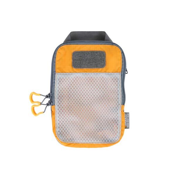 STICKY Cube (M) 拡張可能なストレージキューブ (中)商品コード：55073541806型番：050102ORサイズ：中カラー：オレンジ3つのサイズをご用意:S/M/L。粘着キューブが拡張し、ストレージ容量を増やします。丈夫で...