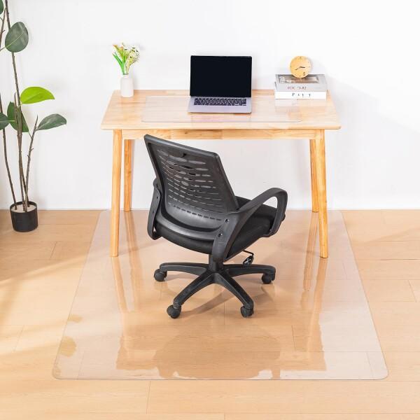 キッチンマット 透明 90*120cm 厚さ1.5mm 床保護マット 拭ける クリア PVCマット 台所マット キズ防止 滑り止め カットできる 汚れ防止 床暖房対応 お手入れ簡単商品コード：55073566461型番：YLYZ67サイズ：...