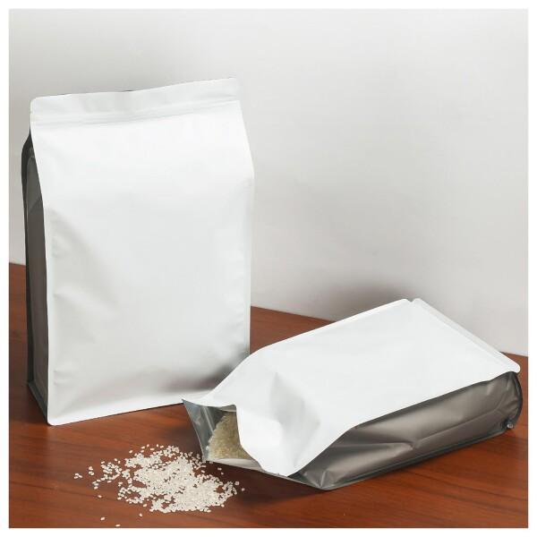 【発売日：2024年12月02日】米袋 5kg お米保存袋 冷蔵庫 米 保存容器 アルミ 袋 真空パック 袋 長期保存 おこめの袋 防虫 常温 おこめ保存袋(米袋 5kg - 5枚入)商品コード：55075424987型番：米袋-5kg--...