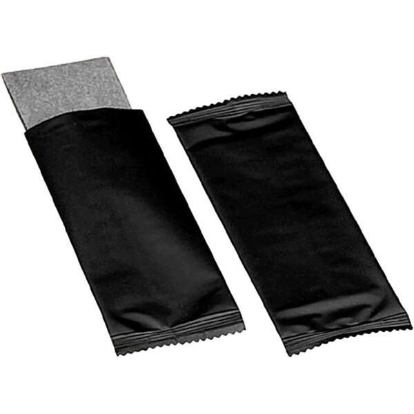 OCS 高級 レーヨン おしぼり ブラック 180x220mm 1パック 100枚入り (1)商品コード：55076264520型番：196874サイズ：180x220mmカラー：ブラック材質:レーヨン 色 :ブラック サイズ:180×22...