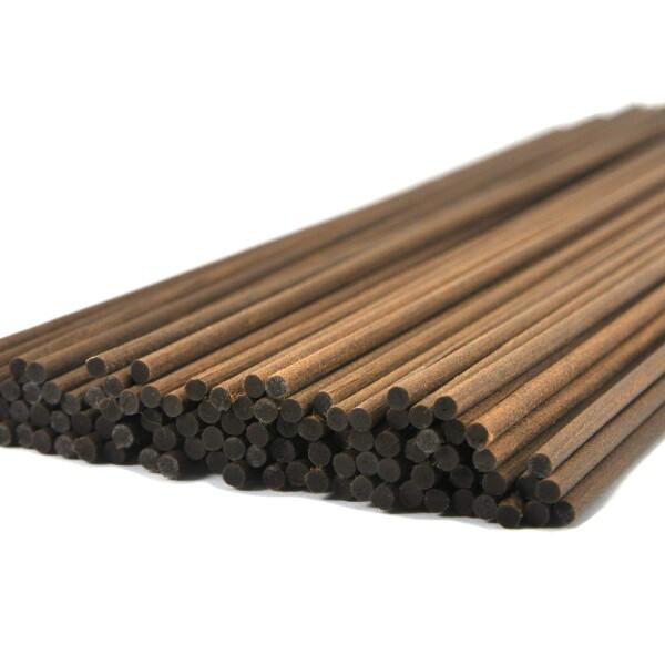 100本入アロマファイバーディフューザー交換用スティック(30cm*3mm,褐色)商品コード：55076543817型番：100pcs-Fiber-Reedサイズ：30cm*3mmカラー：褐色100本/セット、長さ30cm×直径3mm、優れ...