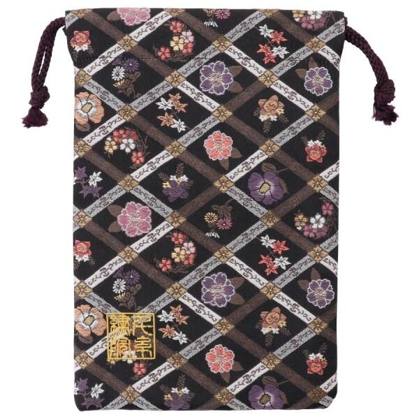 千糸繍院 西陣織 金襴 巾着袋（裏地付き） 四季花格子 中サイズ商品コード：55077833570型番：SSKF-181M京都・西陣織の金襴生地で仕上げた当店オリジナルの巾着袋(裏地付き)です。前面左下に当店ロゴ古印文字の刺繍を施しており、...