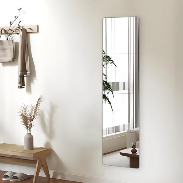 Namioka 割れない鏡 貼る鏡 全身鏡 （30×30cm、4枚セット,上下コーナーラウンド,中央コーナー直角） 鏡 壁掛け 姿見鏡 穴あけ不要 アクリル ミラー 便利 自由に組み合わせ可能 子供用フィットネスミラーに最適 ドアに掛け 長...