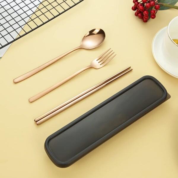 Gugrida 軽量で携帯に便利な西洋風エコフレンドリーSUS304ステンレス製カトラリーセット、鏡面磨き仕上げ、箸とストロー付き、収納ポーチ付属、アウトドア、カジュアル、オフィス、学生向け商品コード：55078703375型番：EcoSl...